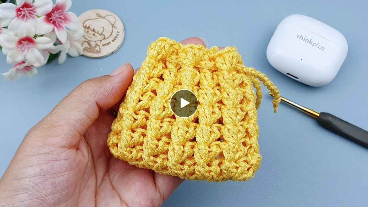Super Easy Crochet Airpod Case Beginners Friendly | Crochet Gift Ideas ...