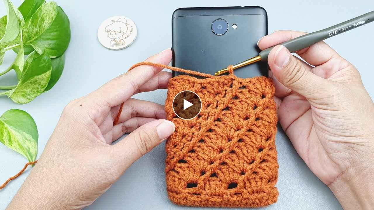 How to Crochet Phone Bag | Crochet Phone Cover | Twist Motif Stitch ...
